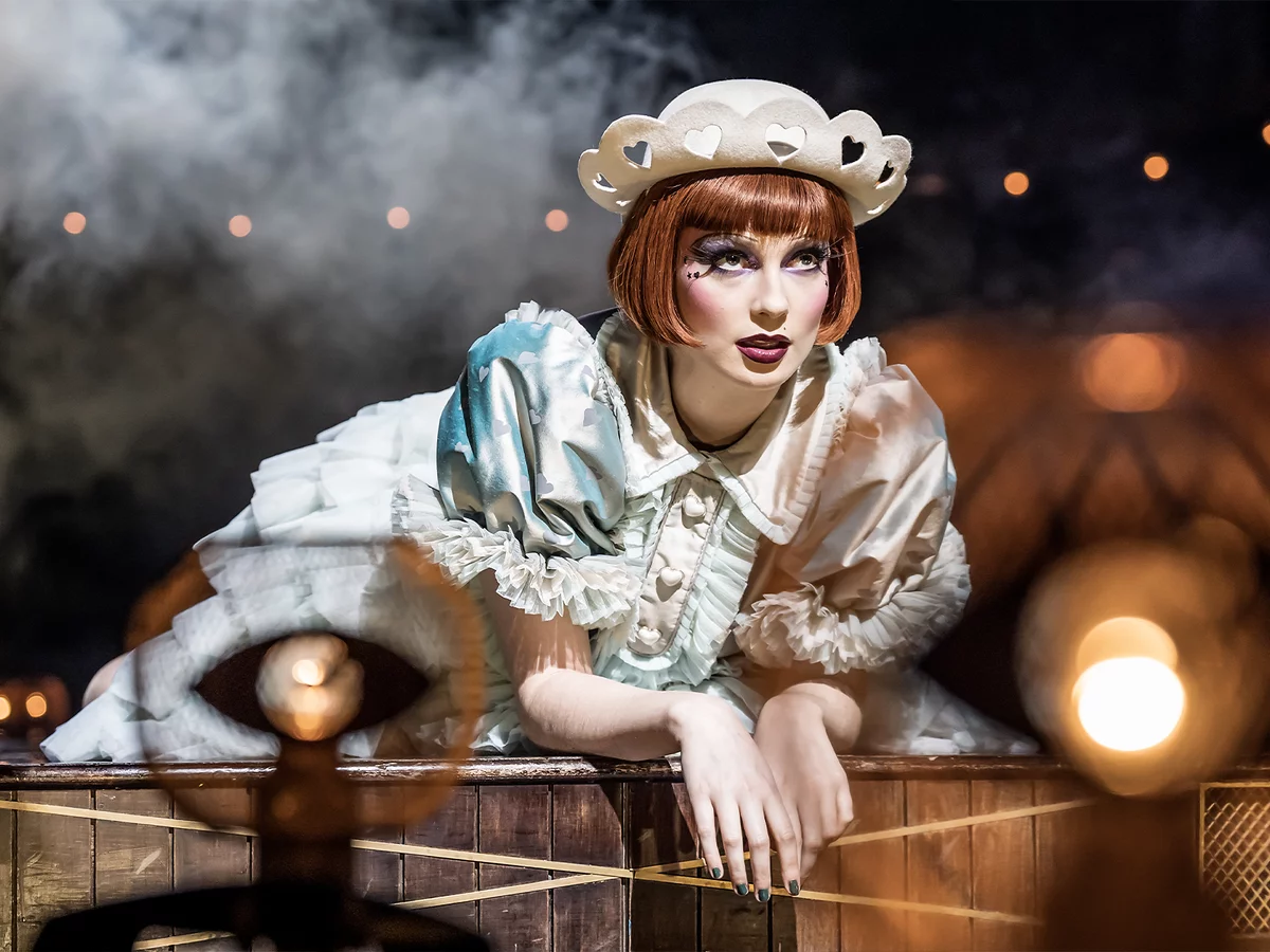 Cabaret Tickets - London - Hannah Dodd